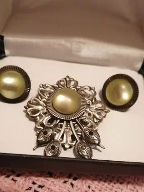 Jewelry | Very Old Filigree Brooch And Earrings With Pale Green Cat Eye ...